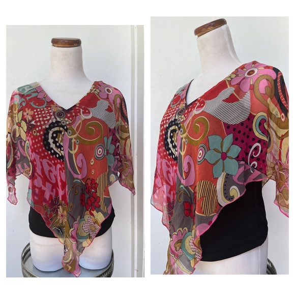 New York City Design Co | Tops | Vintage 9s Y2k Silk Red Geometric ...